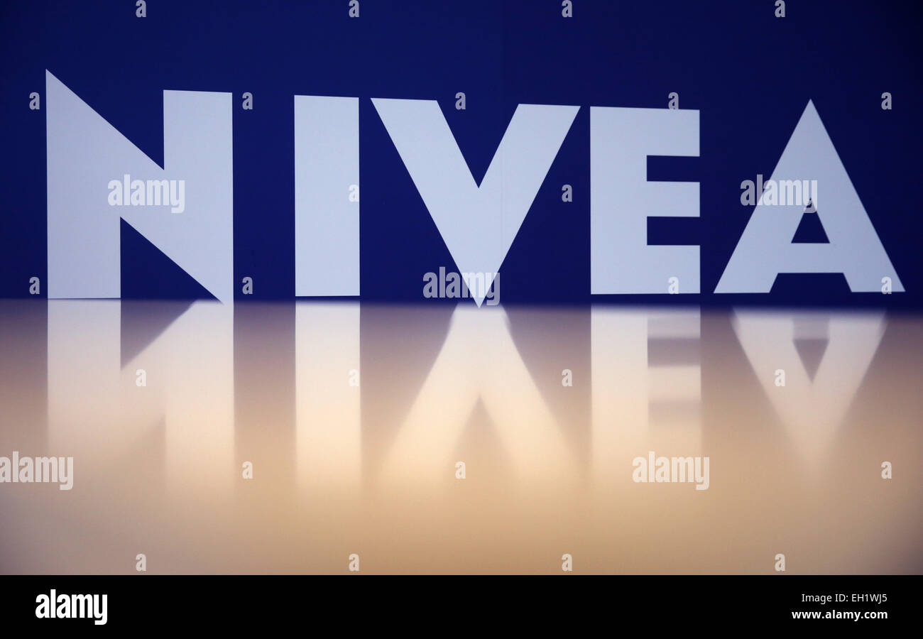 Nivea Logo Transparent