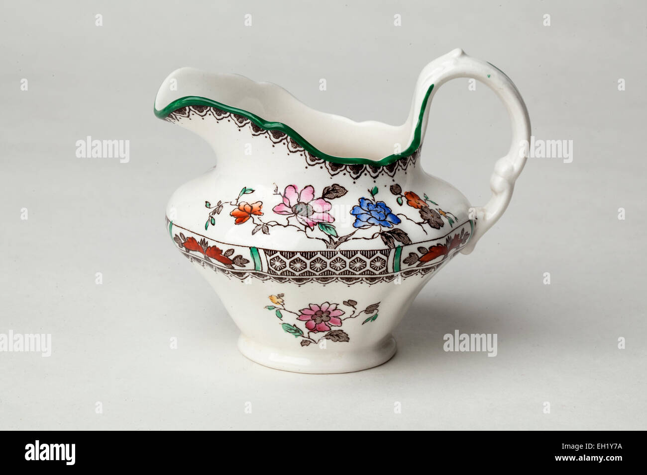Vintage Spode Copeland ‘Chinese Rose’ Jug Stock Photo - Alamy