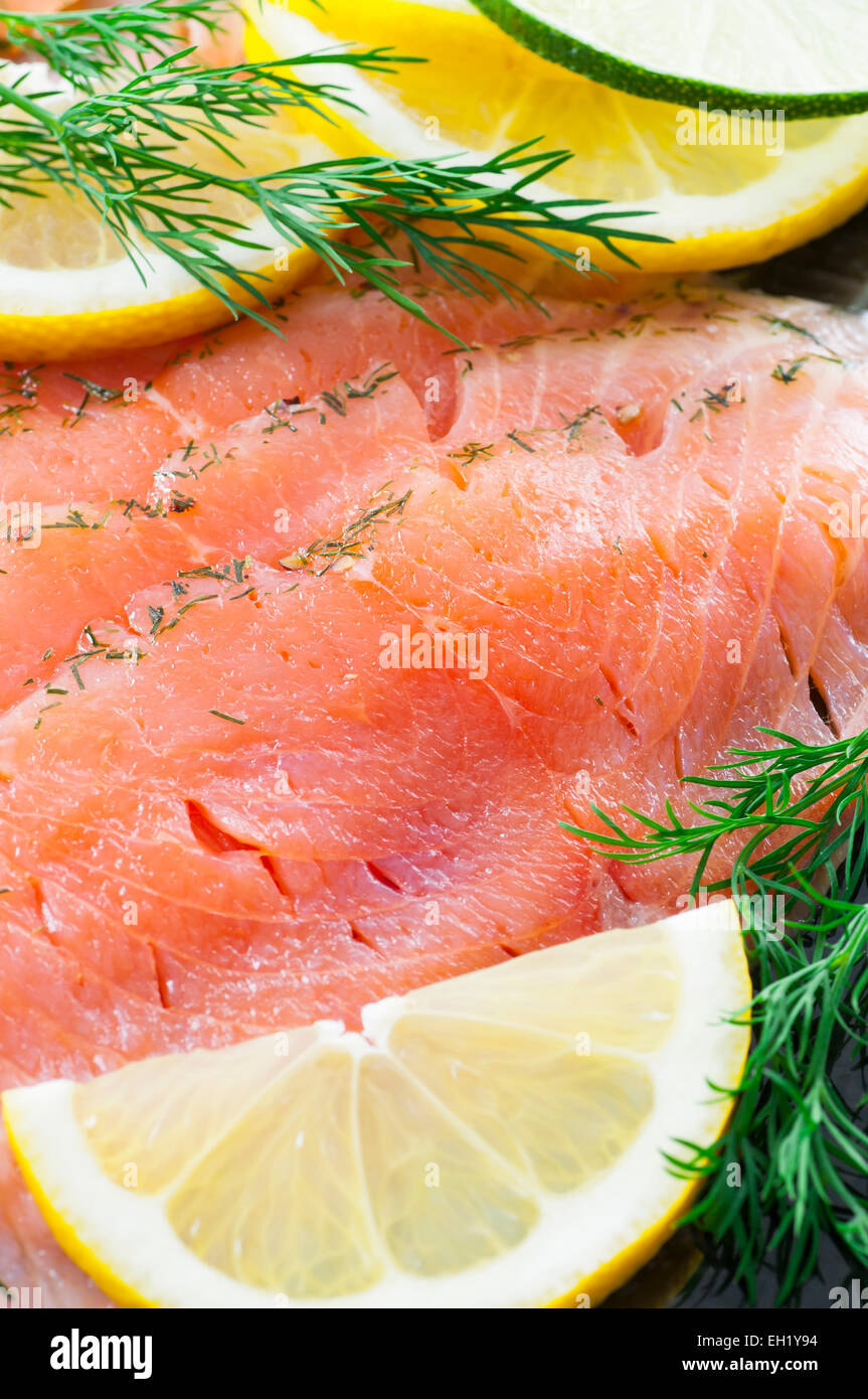 Salt and suger cured/marinated salmon Stock Photo - Alamy