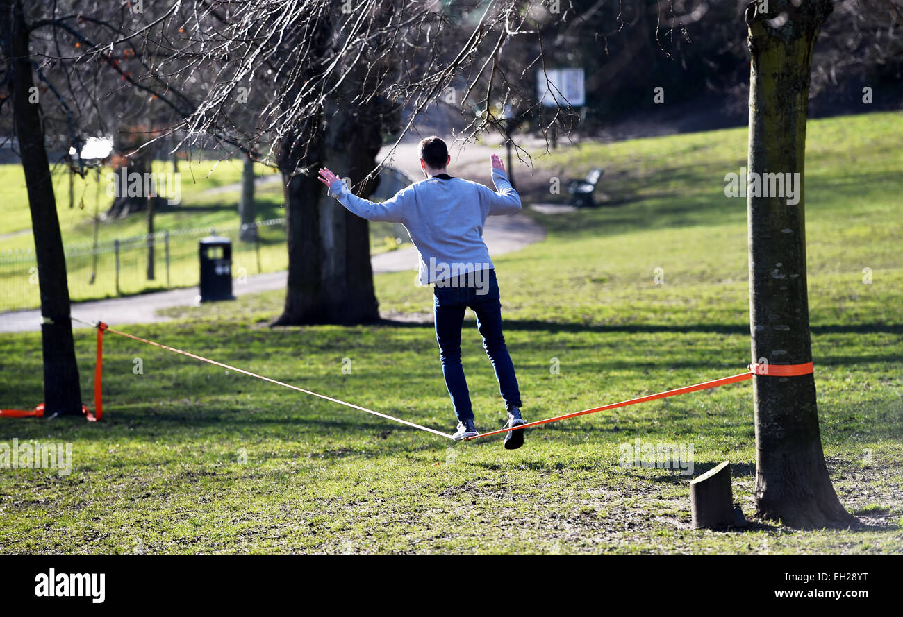Tightrope Walk Stock Photos & Tightrope Walk Stock Images - Alamy