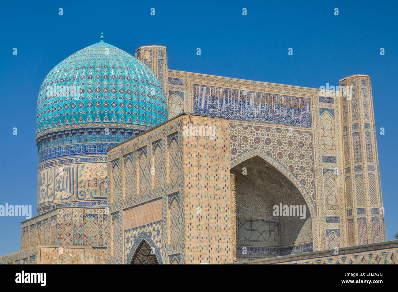 Beautifully decorated temple in city of Samarkand, Uzbekistan Stock ...