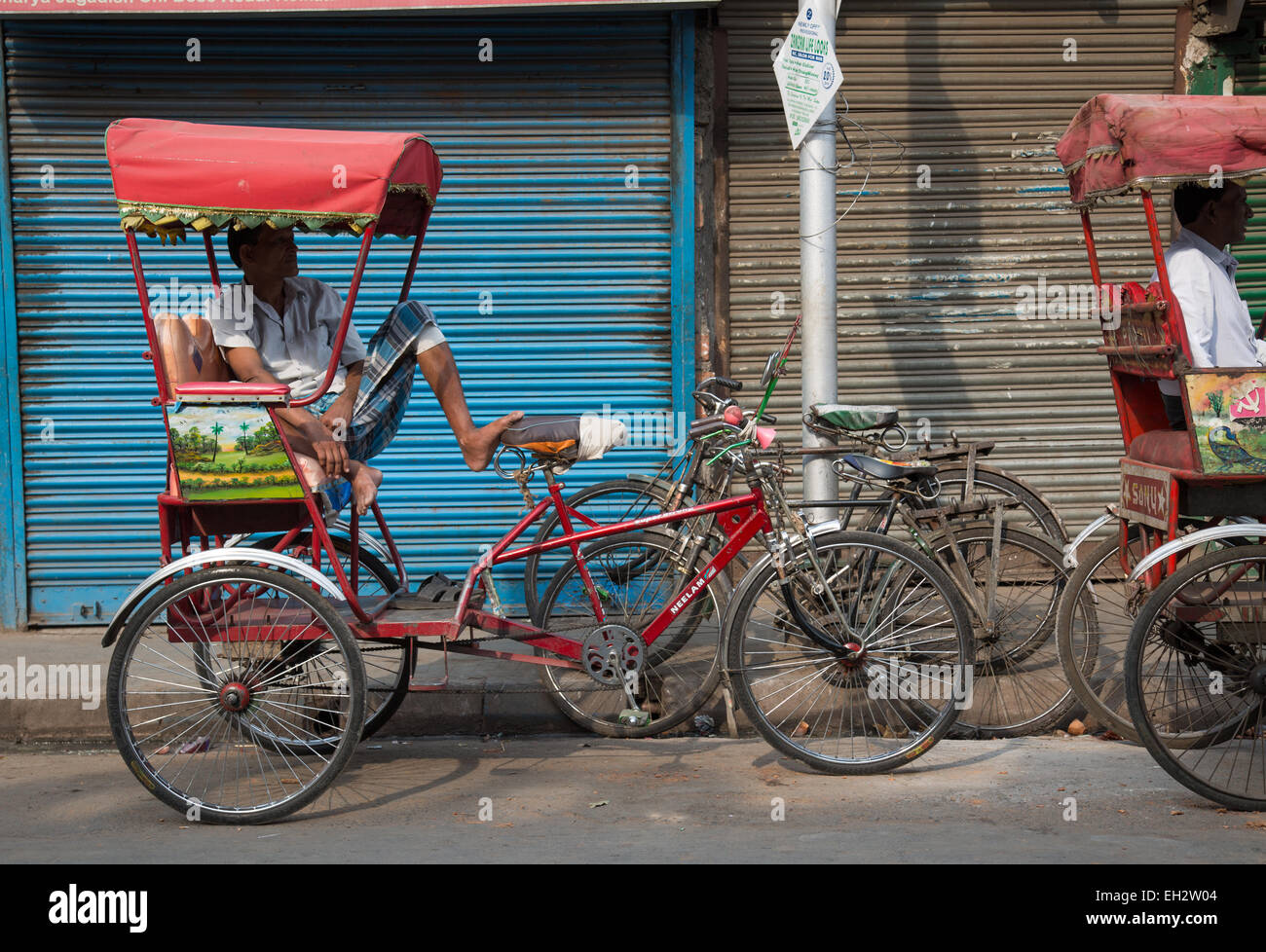 Rickshaw in Kolkata Stock Photo - Alamy