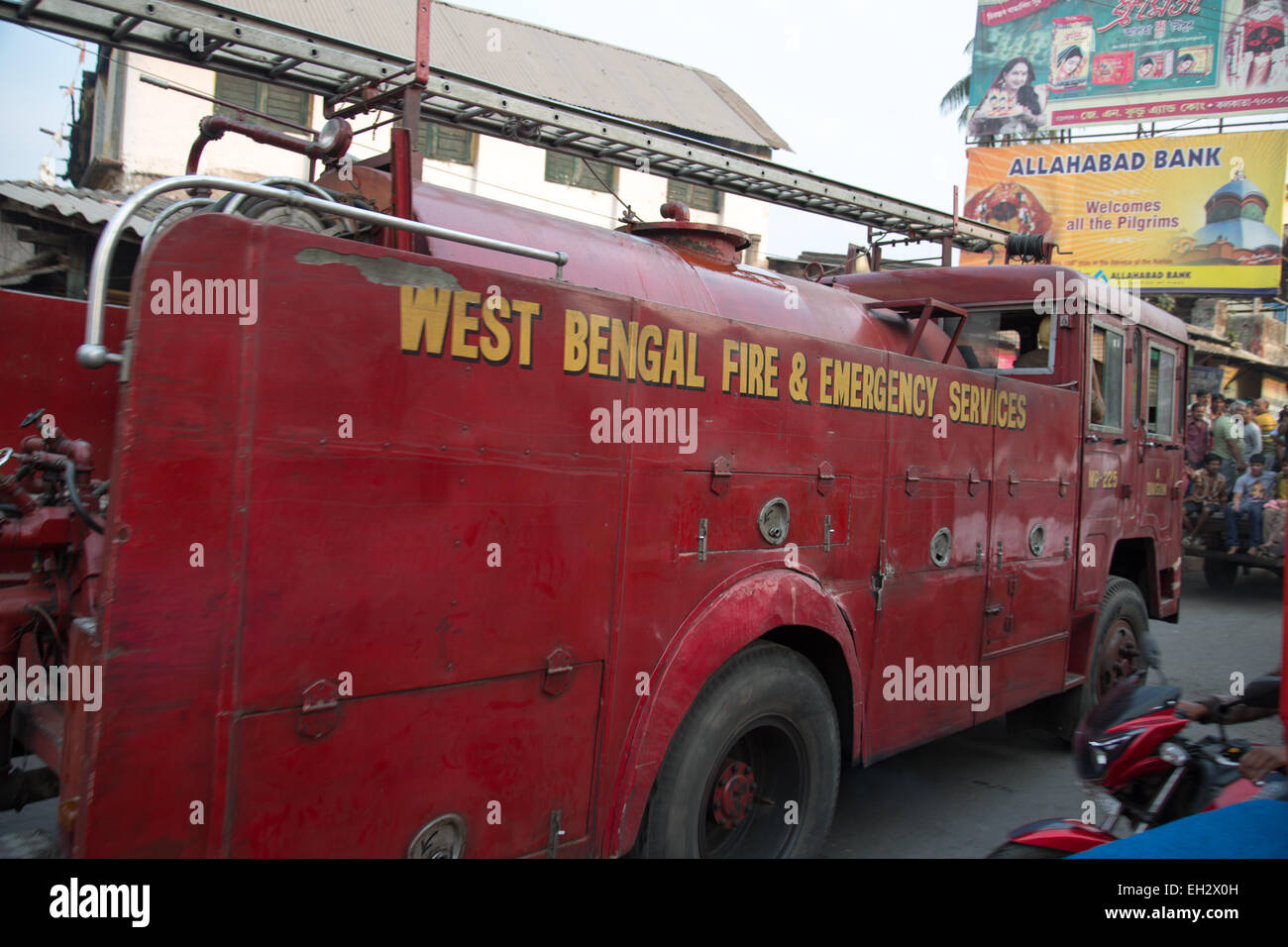 Fire engine Kolkata Stock Photo - Alamy