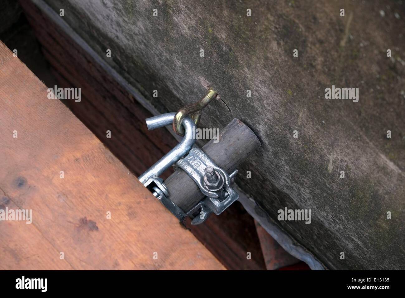 March scaffold hi-res stock photography and images - Alamy