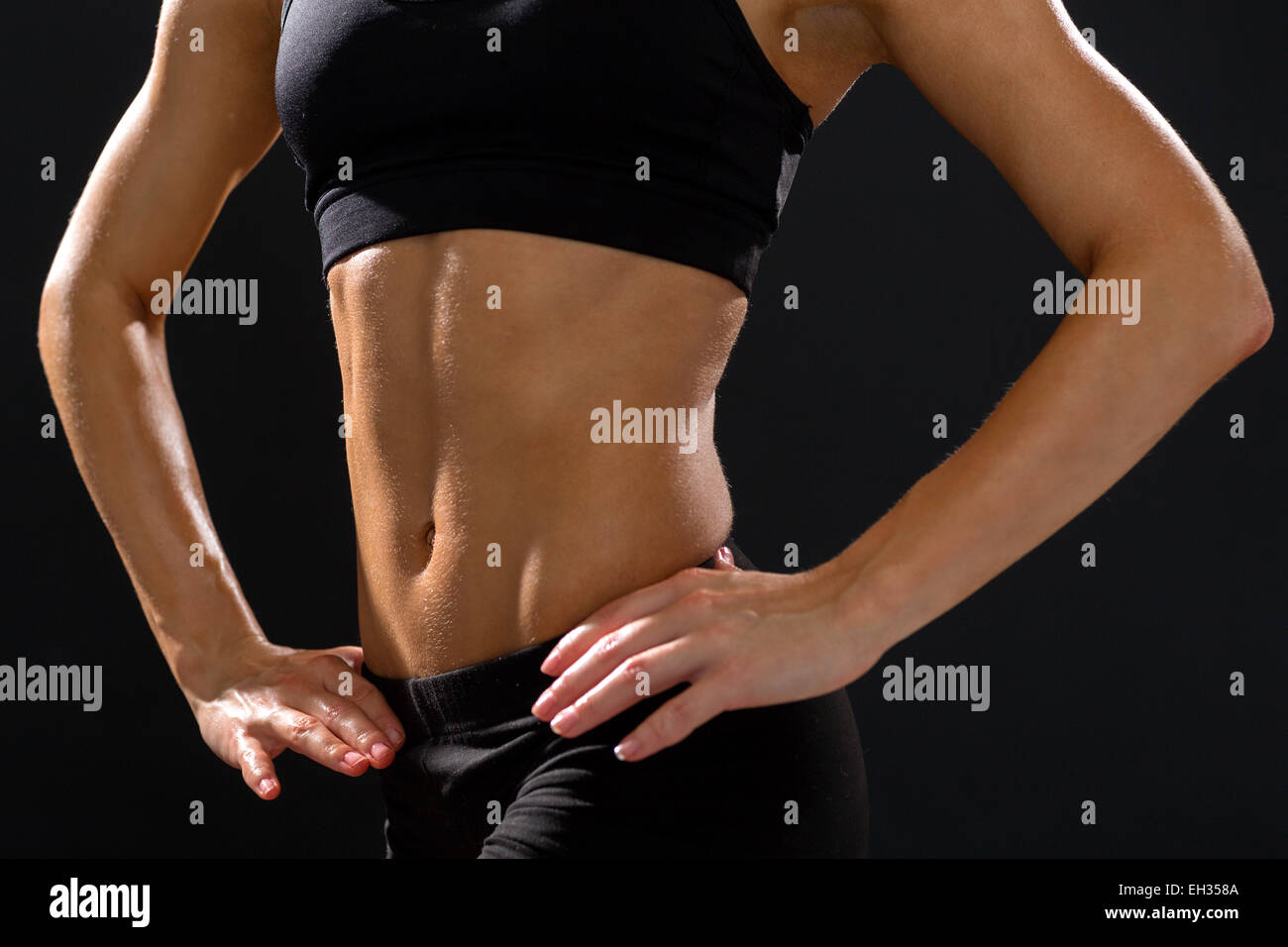 Abs and female hi-res stock photography and images - Alamy