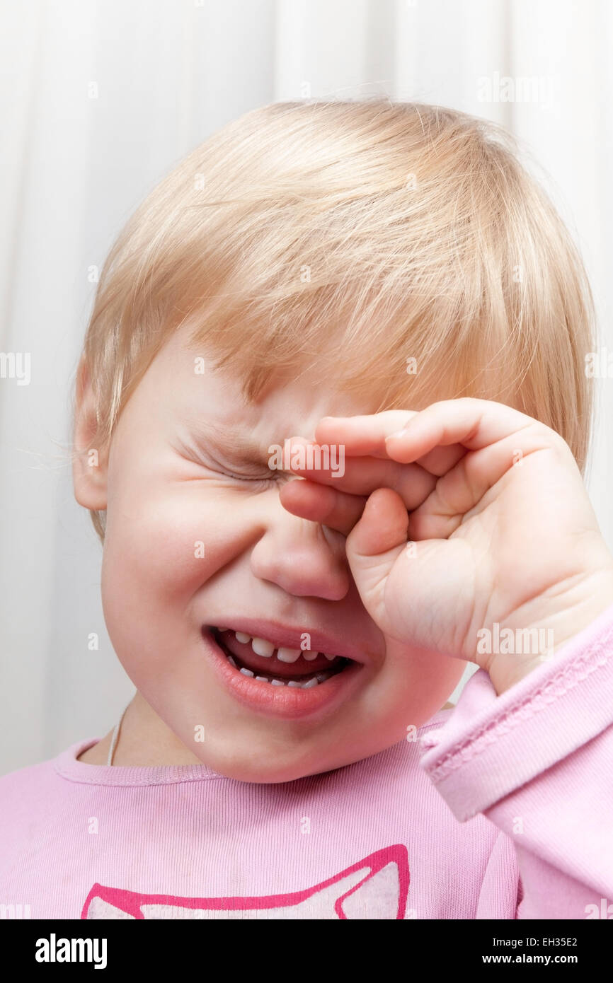Crying portrait hi-res stock photography and images - Alamy