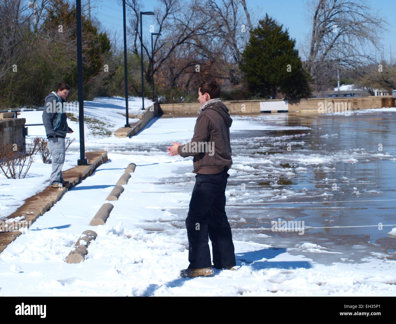 Dallas Snow and Snowball Fight Stock Photo - Alamy