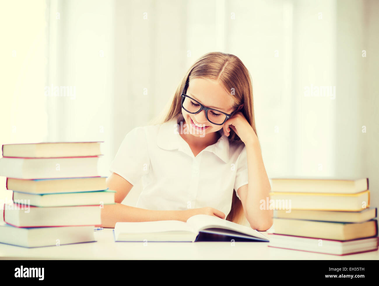 student girl studying at school Stock Photo - Alamy