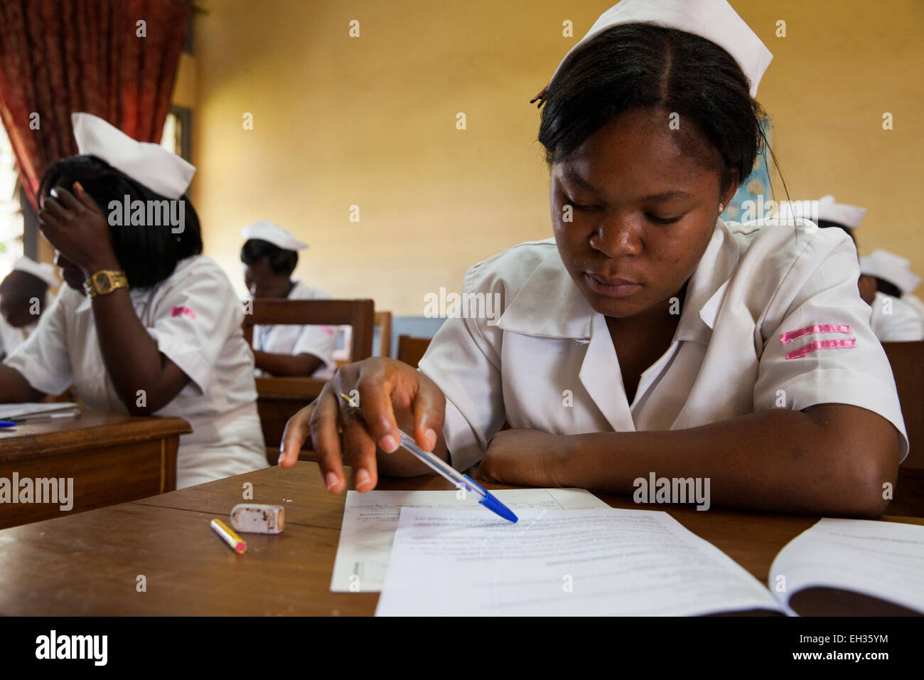Bamenda cameroon july 2013 student hi-res stock photography and images ...