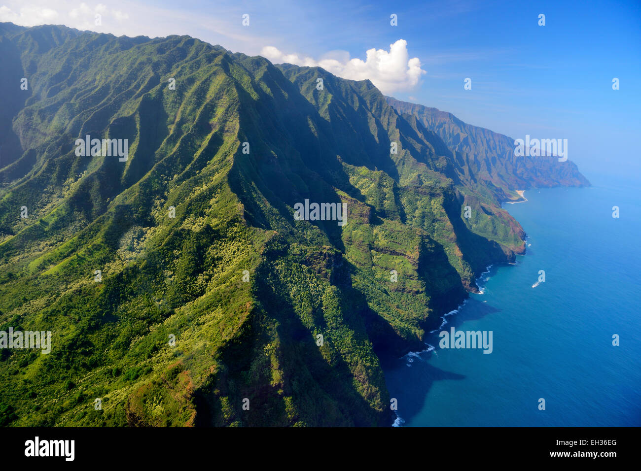 Aerial view rugged verdant hi-res stock photography and images - Alamy