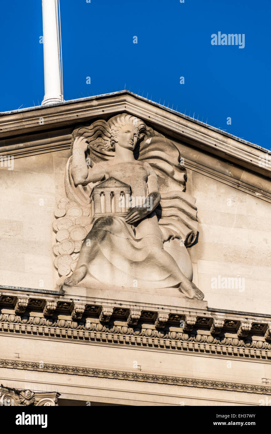 Pediment hi-res stock photography and images - Alamy