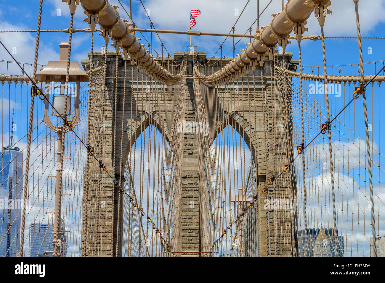 Brooklyn Bridge in Manhattan closeup with skyscrapers and city skyline over Hudson River Stock ...