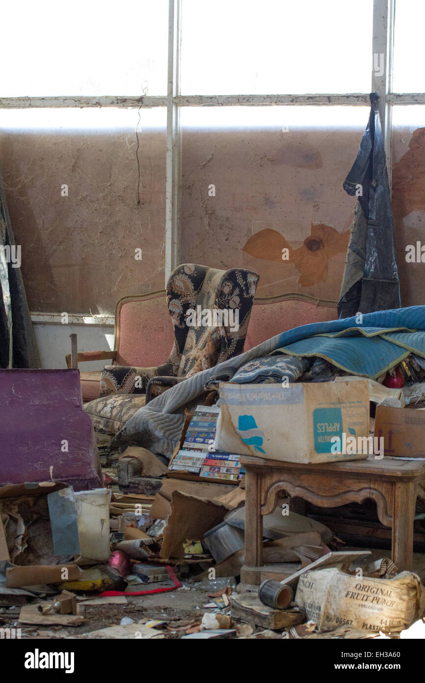 Empty disused building hi-res stock photography and images - Alamy