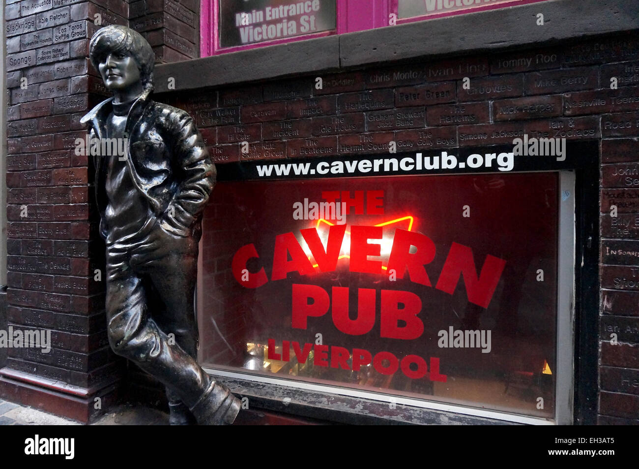 John lennon mathew street hi-res stock photography and images - Alamy