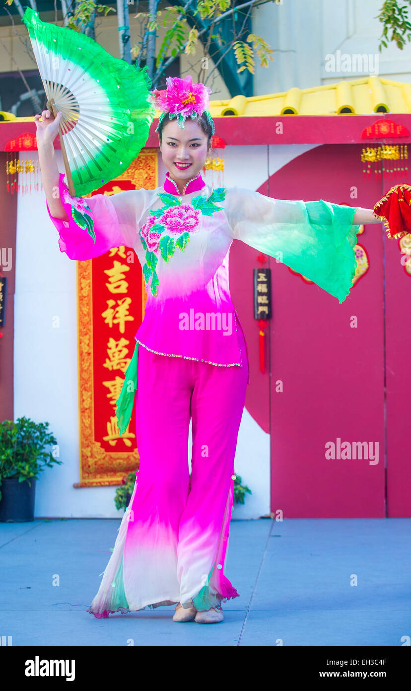 Chinese folk dancer perform at the Chinese New Year celebrations held ...