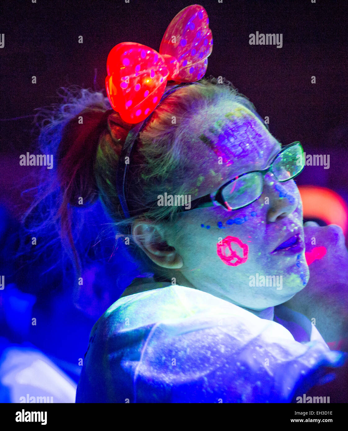 Blacklight run hi-res stock photography and images - Alamy