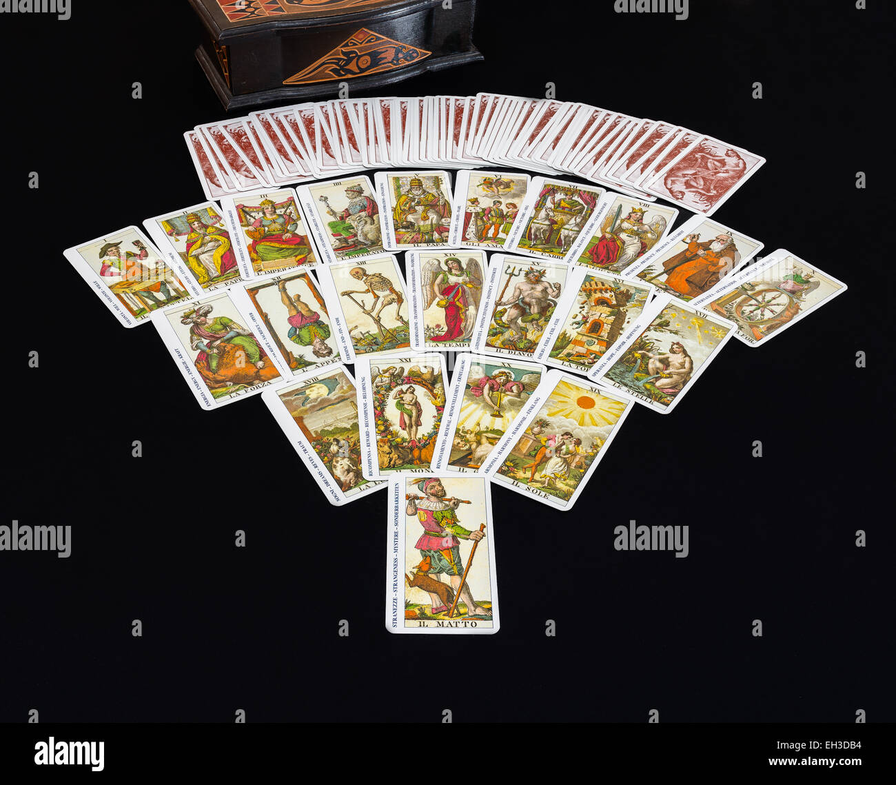 The game of tarot cards with all of its 22 major arcana Stock Photo - Alamy
