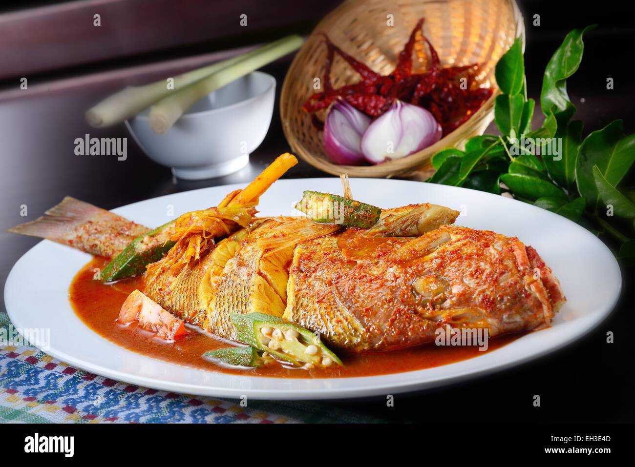 Red snapper plate hi-res stock photography and images - Alamy