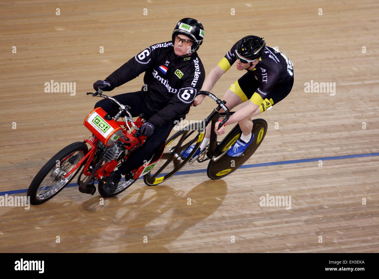 Lee Valley VeloPark, London, UK. 28th February 2015. Ed Clancy in the ...