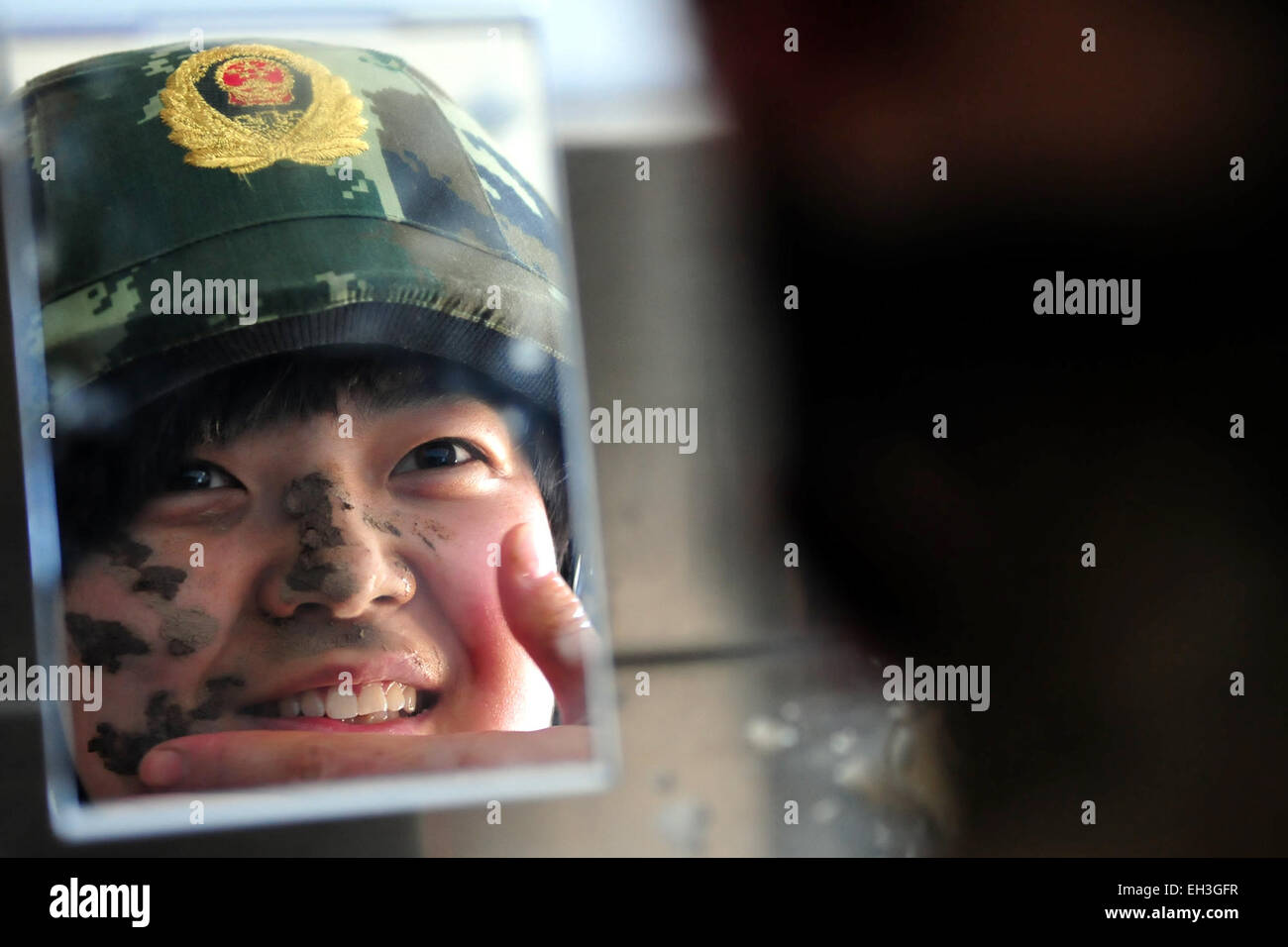 Changji, China's Xinjiang Uygur Autonomous Region. 6th Mar, 2015. SWAT ...