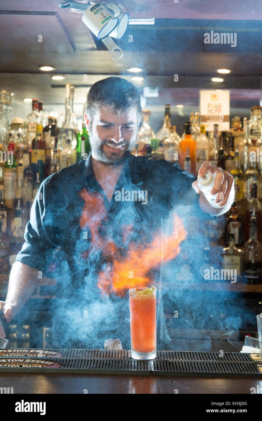 Barman Shaking Cocktail High Resolution Stock Photography and Images ...