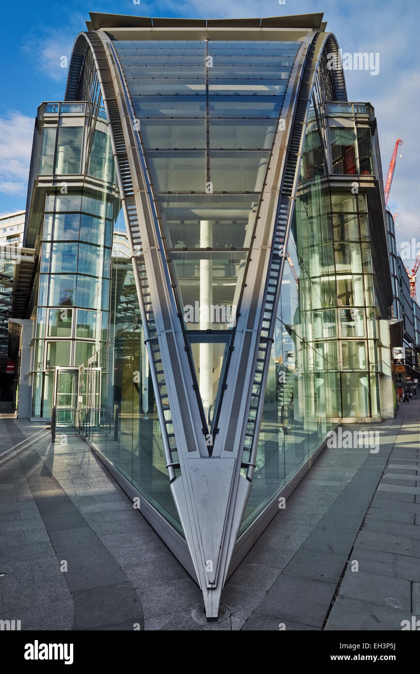 Cardinal Place Offices Stock Photo - Alamy
