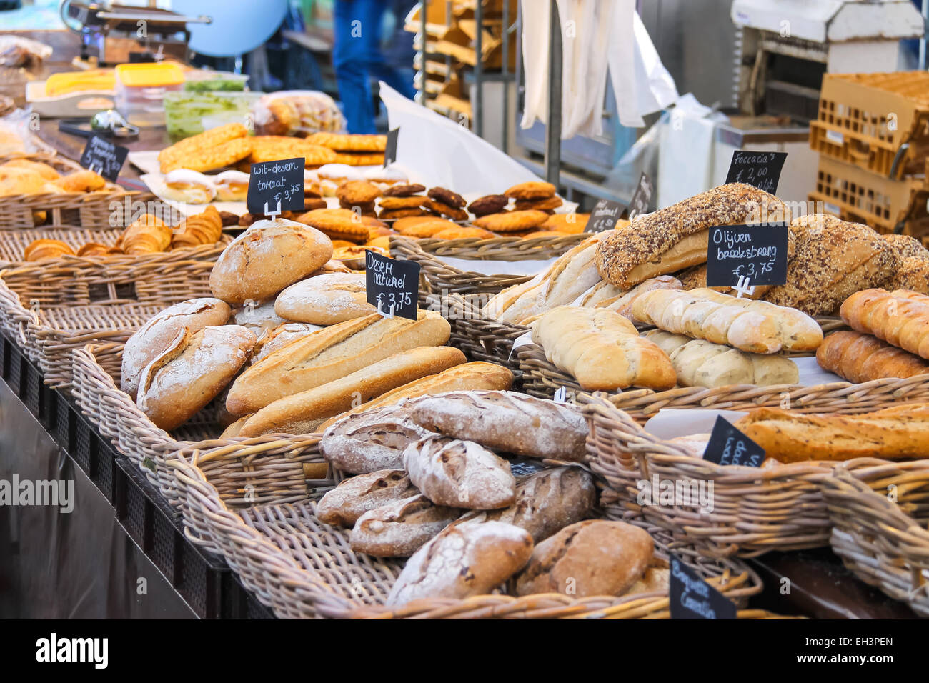 Selling bread on the Dutch market, the Netherlands Stock Photo - Alamy