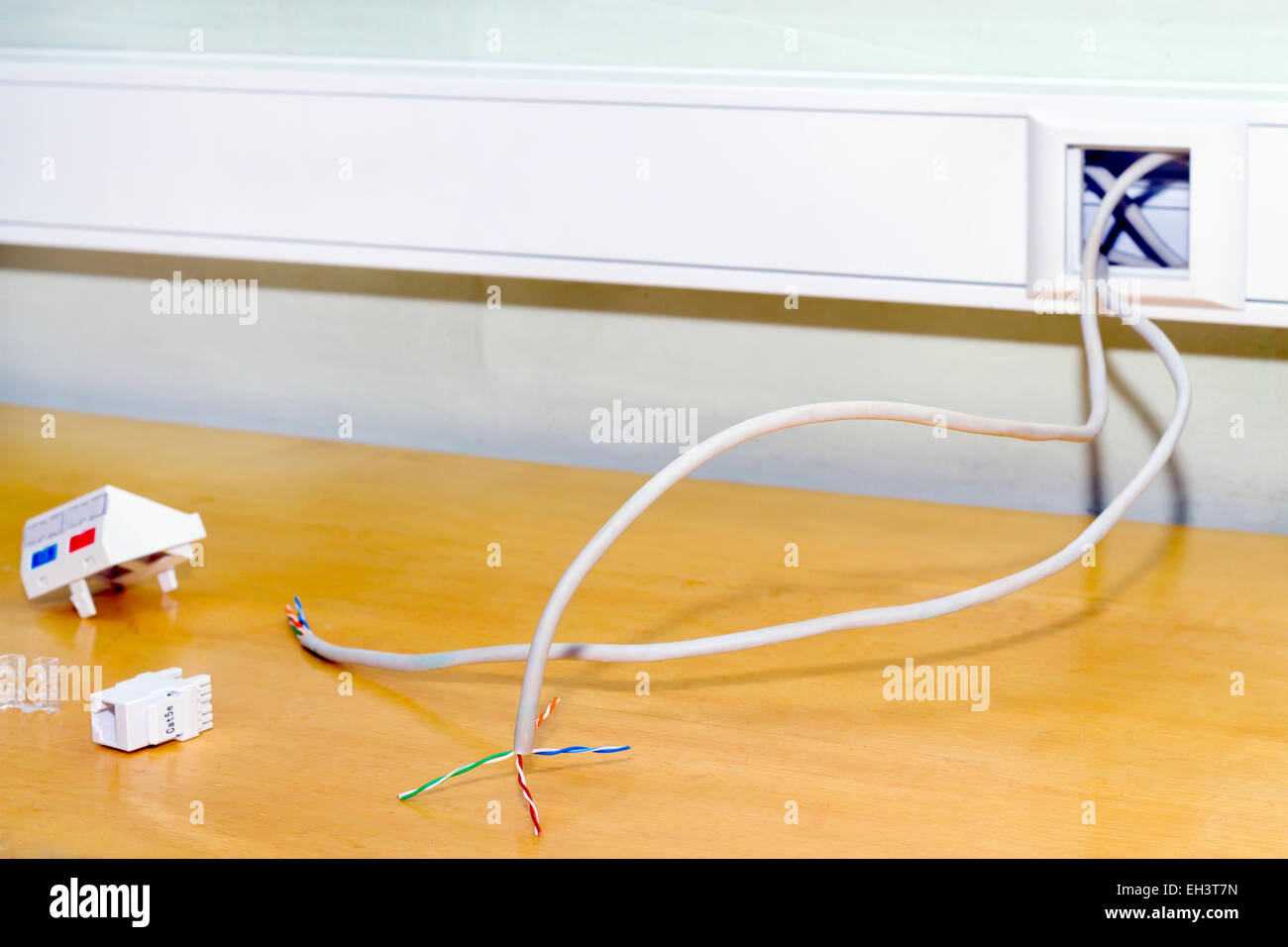 Internet installation hi-res stock photography and images - Alamy