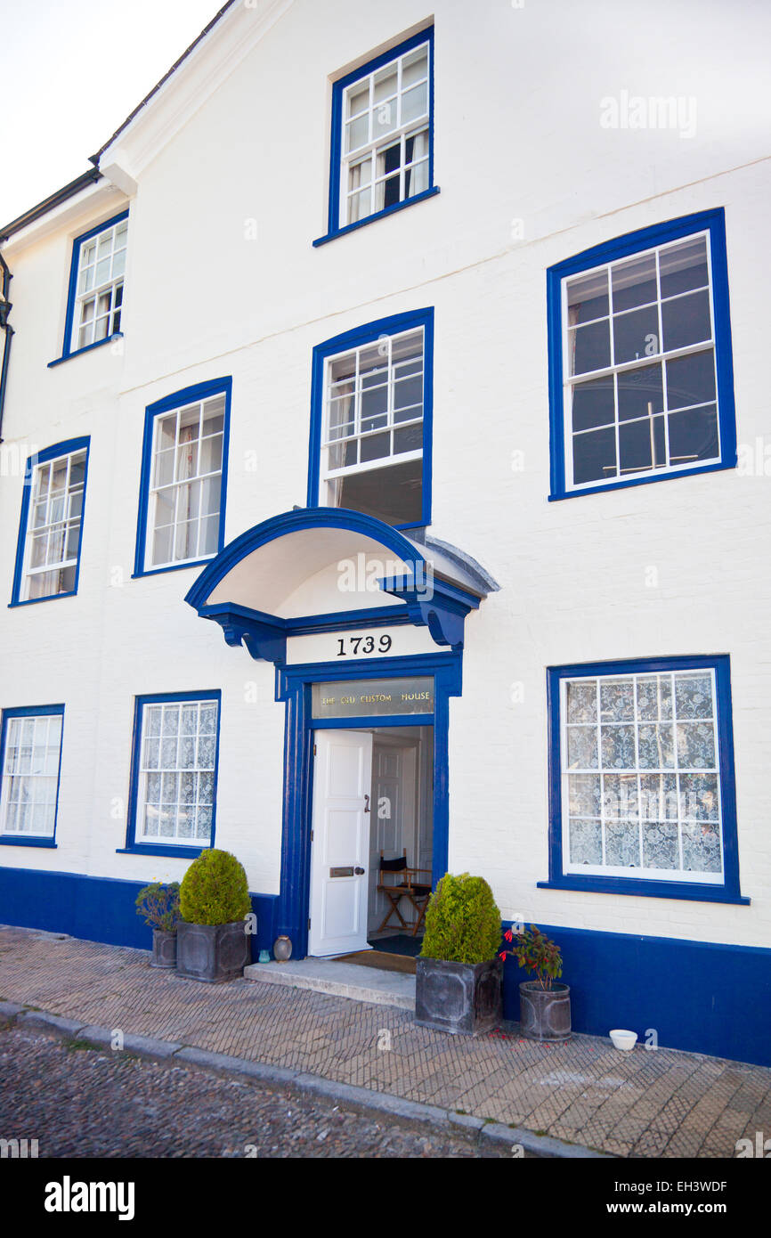 Old custom house from hi-res stock photography and images - Alamy