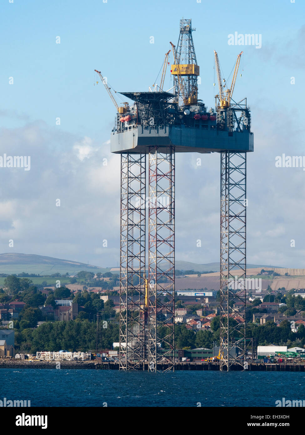 Rowan oil rig hi-res stock photography and images - Alamy