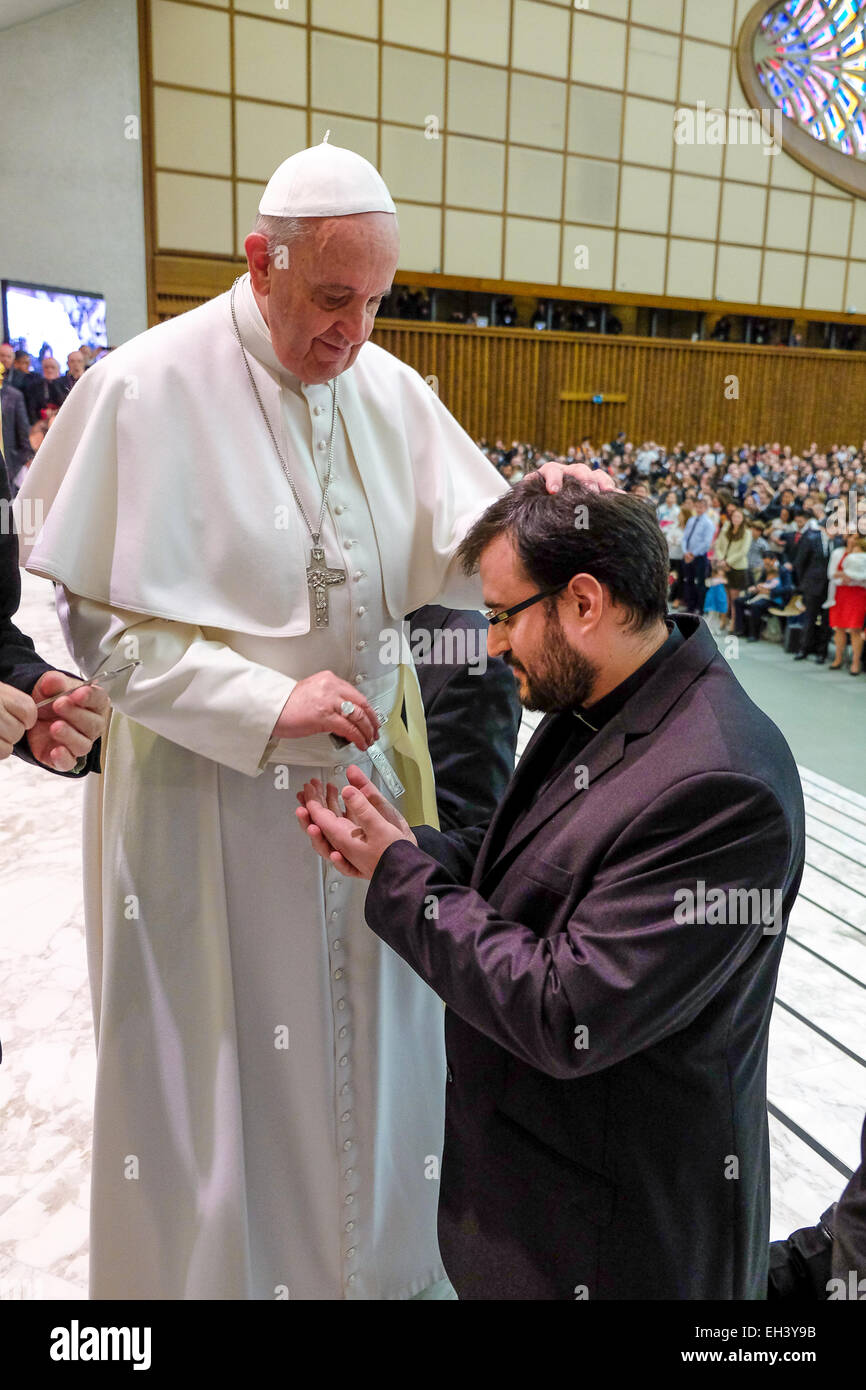 Vatican City. 6th March, 2015. Pope Francis meets the kids of Jesuit ...