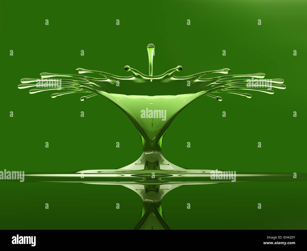 Green liquid splash hi-res stock photography and images - Alamy