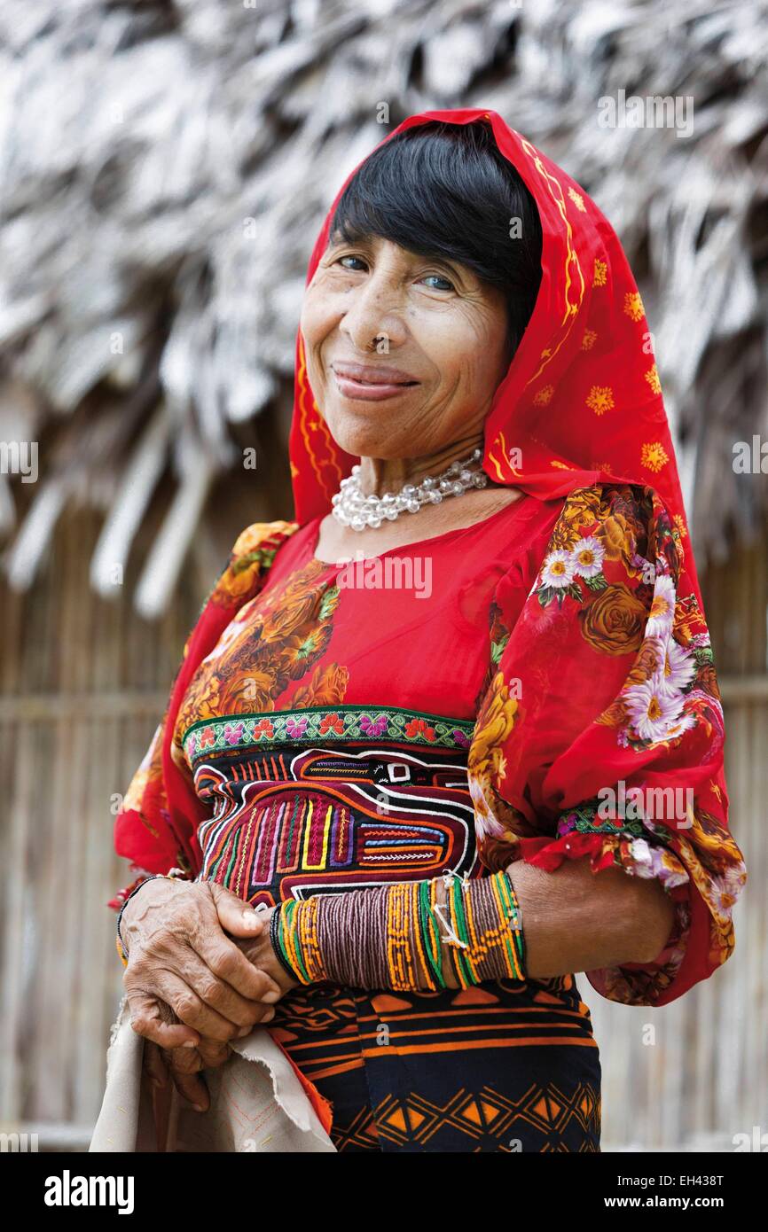 Panama, San Blas archipelago, Kuna Yala, Kunas indigenous community ...