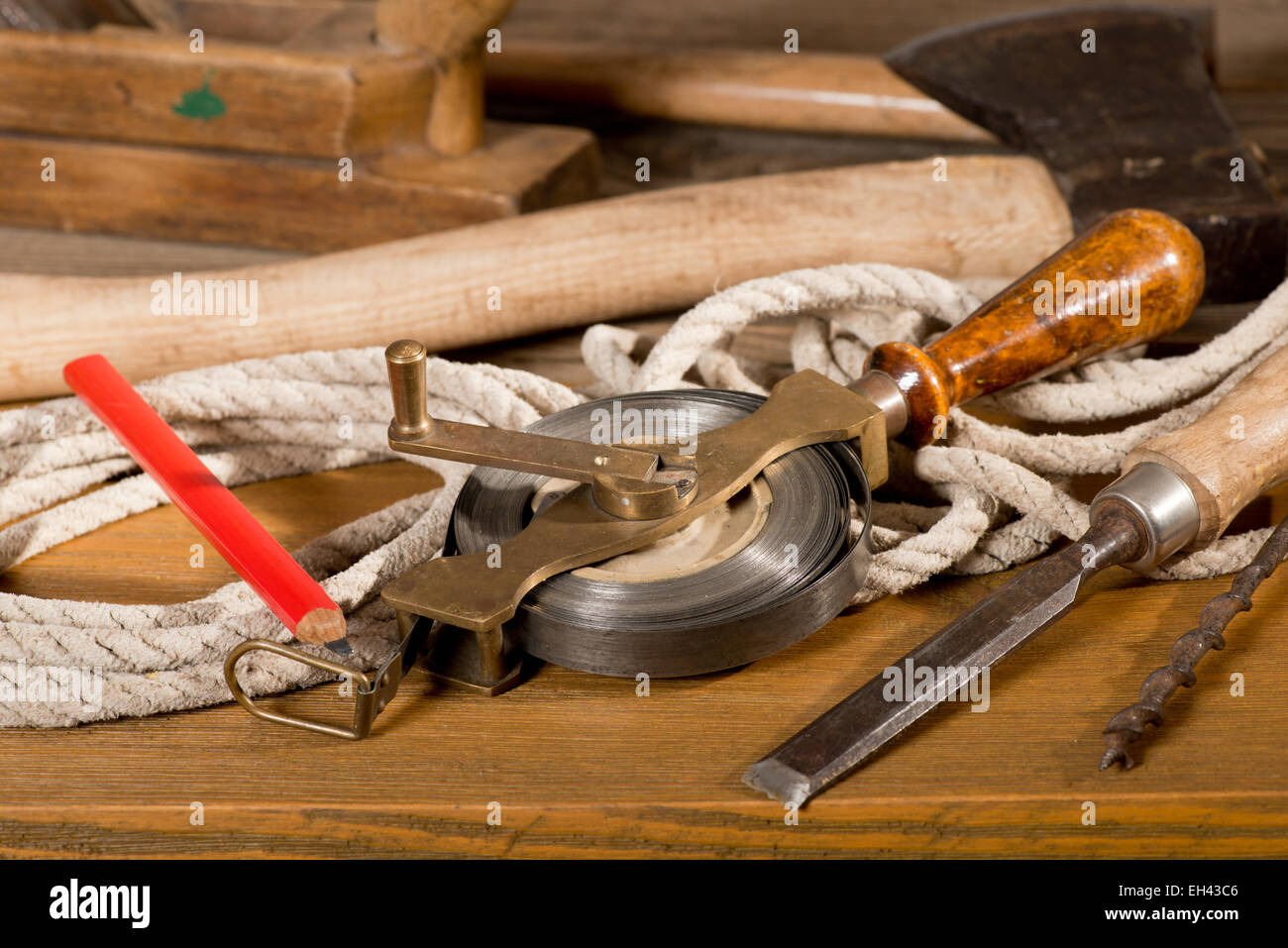 Pen and tape measure hi-res stock photography and images - Alamy