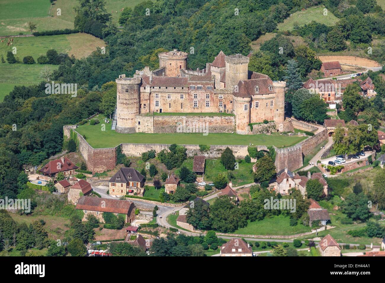 Castelnau bretenoux castle hi-res stock photography and images - Alamy