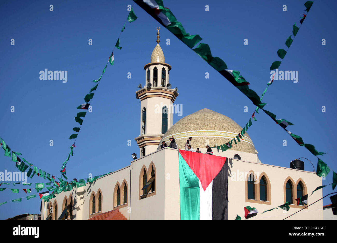 Bureij, Gaza Strip, Palestinian Territory. 6th Mar, 2015. Palestinian ...
