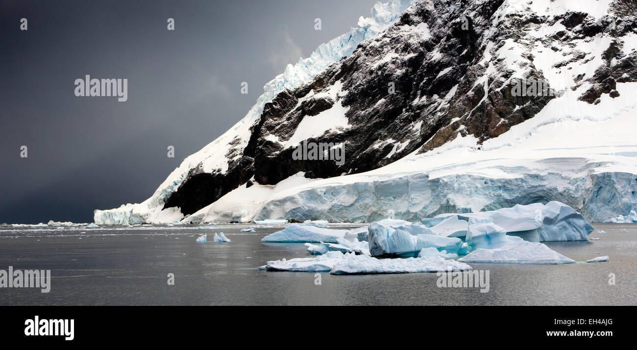 Antarctic Storm Stock Photos & Antarctic Storm Stock Images - Alamy