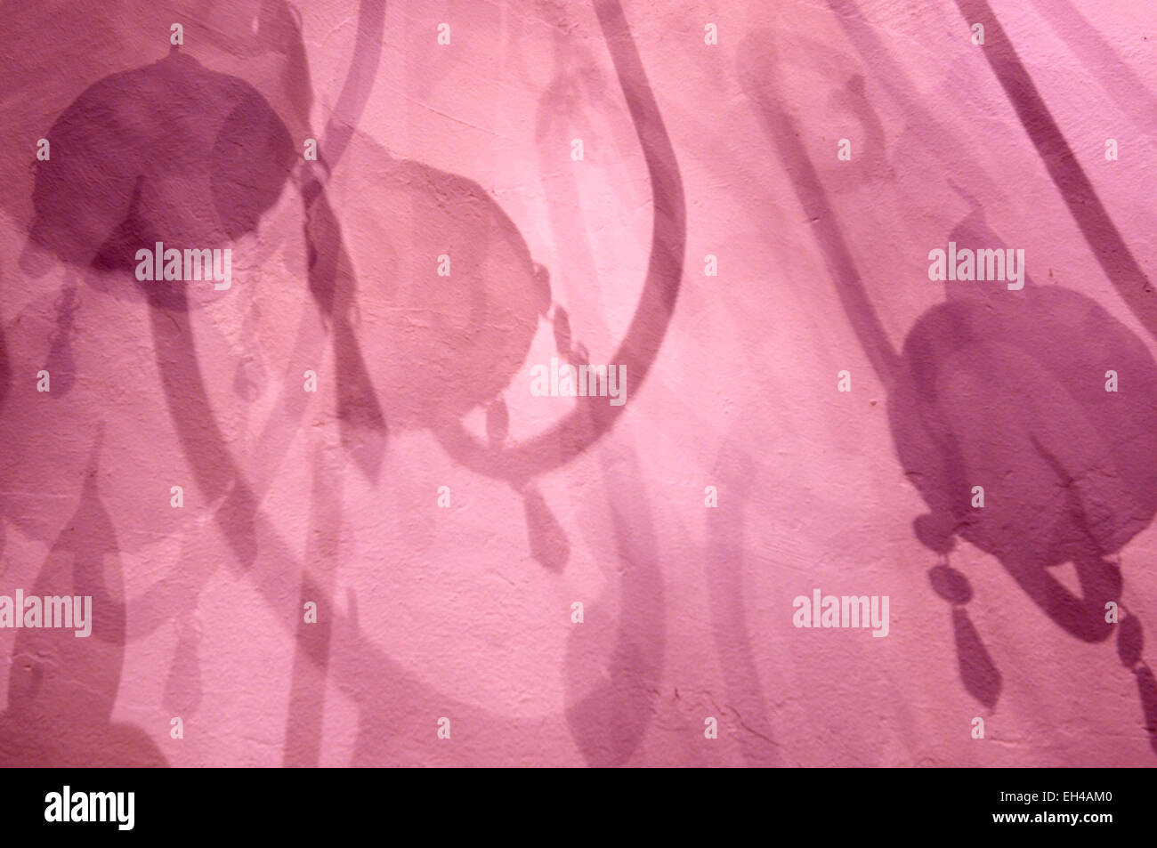 Silhouette of a living room lamp on the ceiling Stock Photo - Alamy
