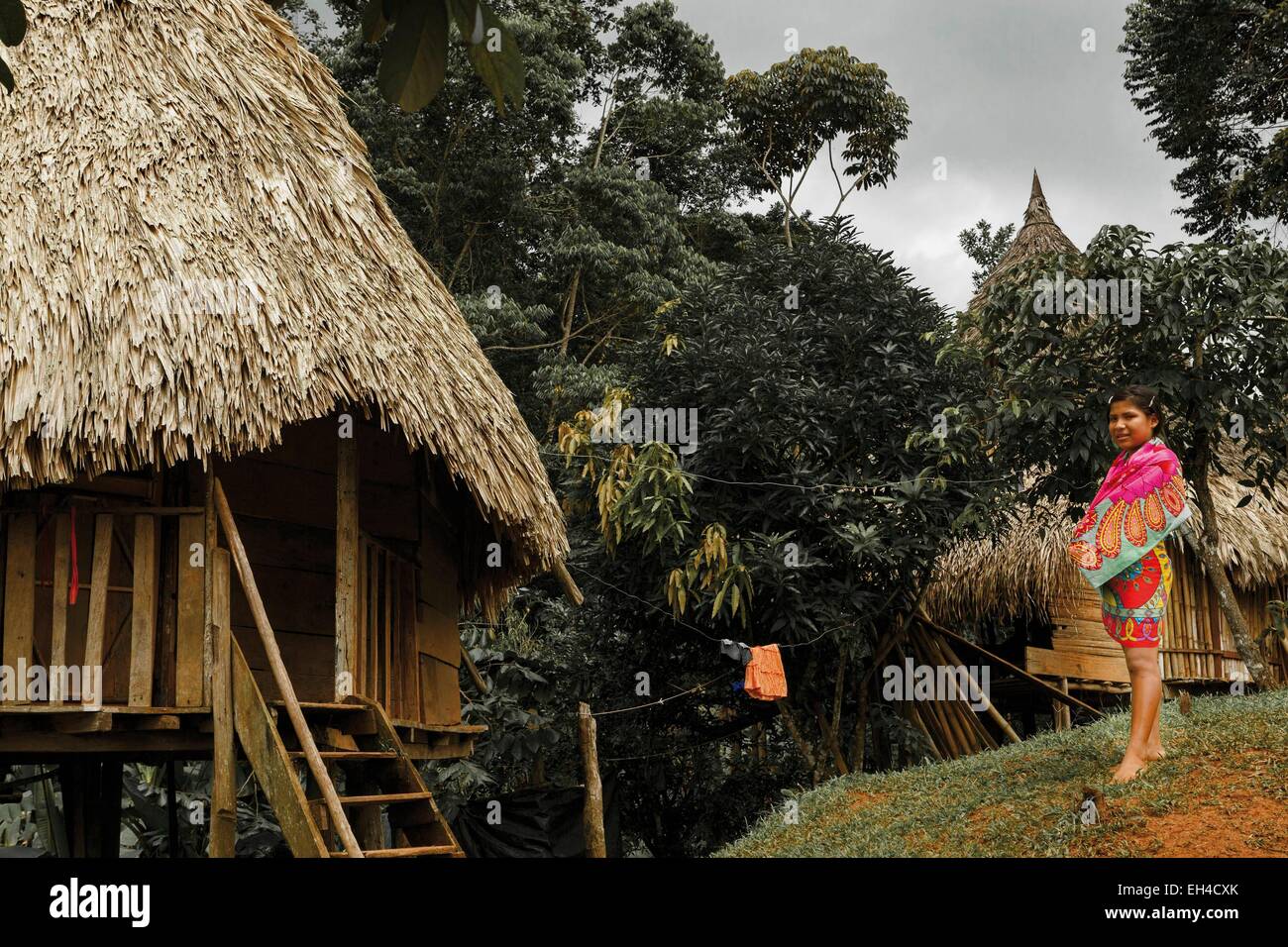 Indigenous embera girl hi-res stock photography and images - Alamy