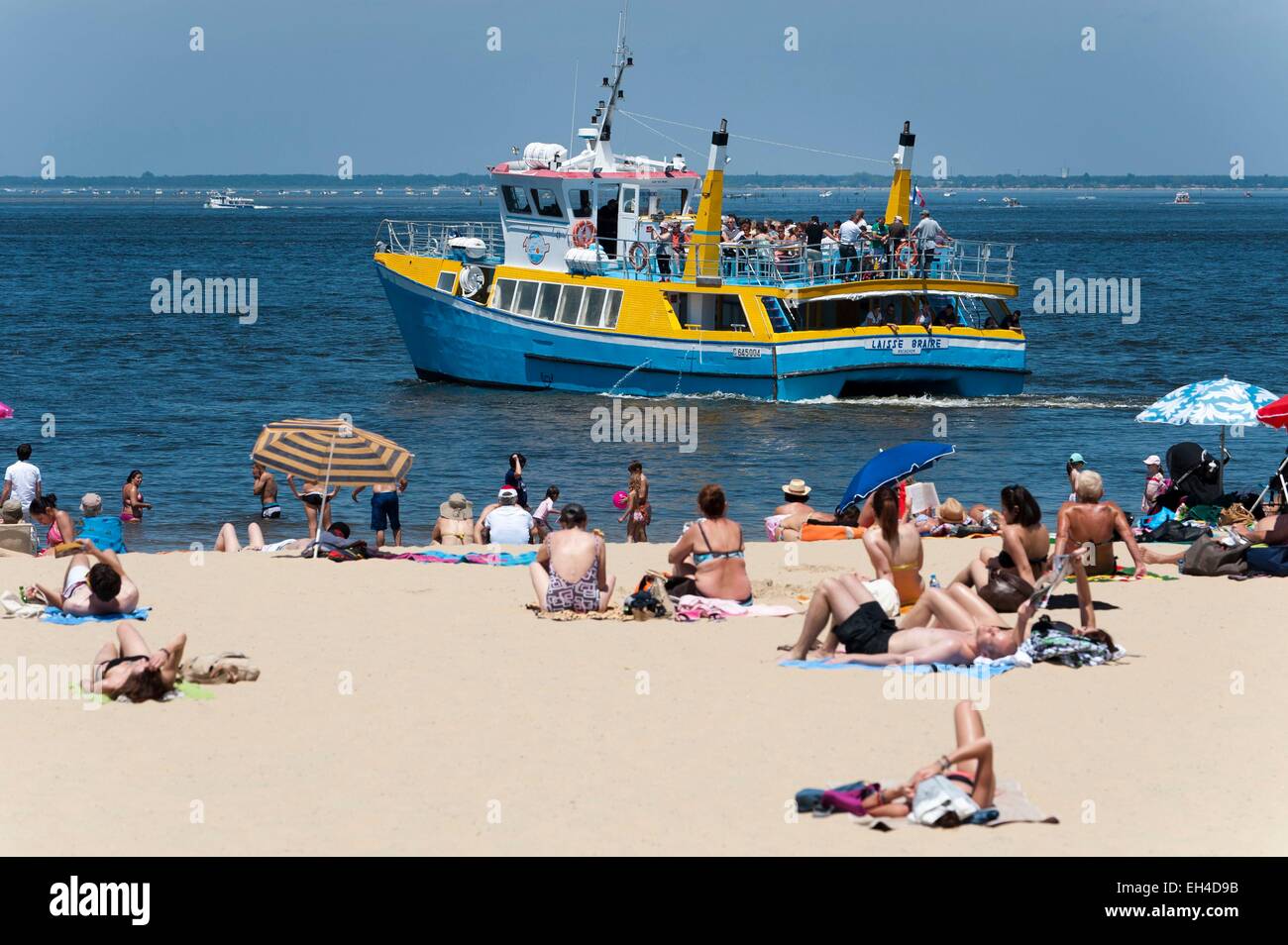 Bathing suits hi-res stock photography and images - Alamy