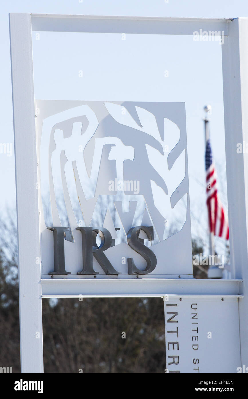 Internal revenue service irs building hi-res stock photography and ...