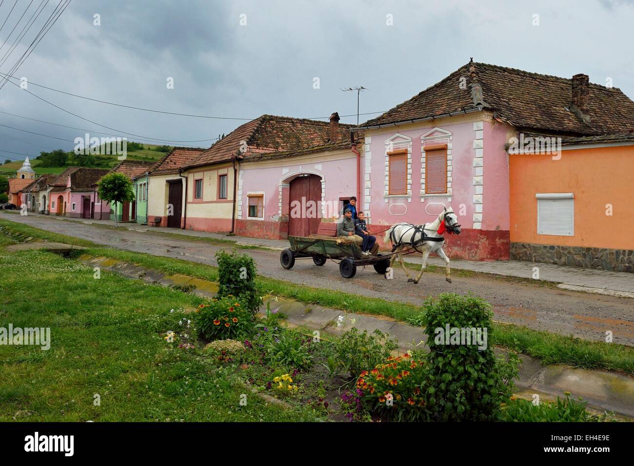 Horse carriage romania hi-res stock photography and images - Alamy