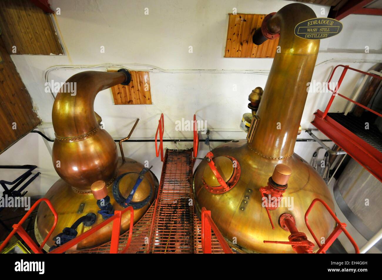 Edradour distillery hi-res stock photography and images - Alamy