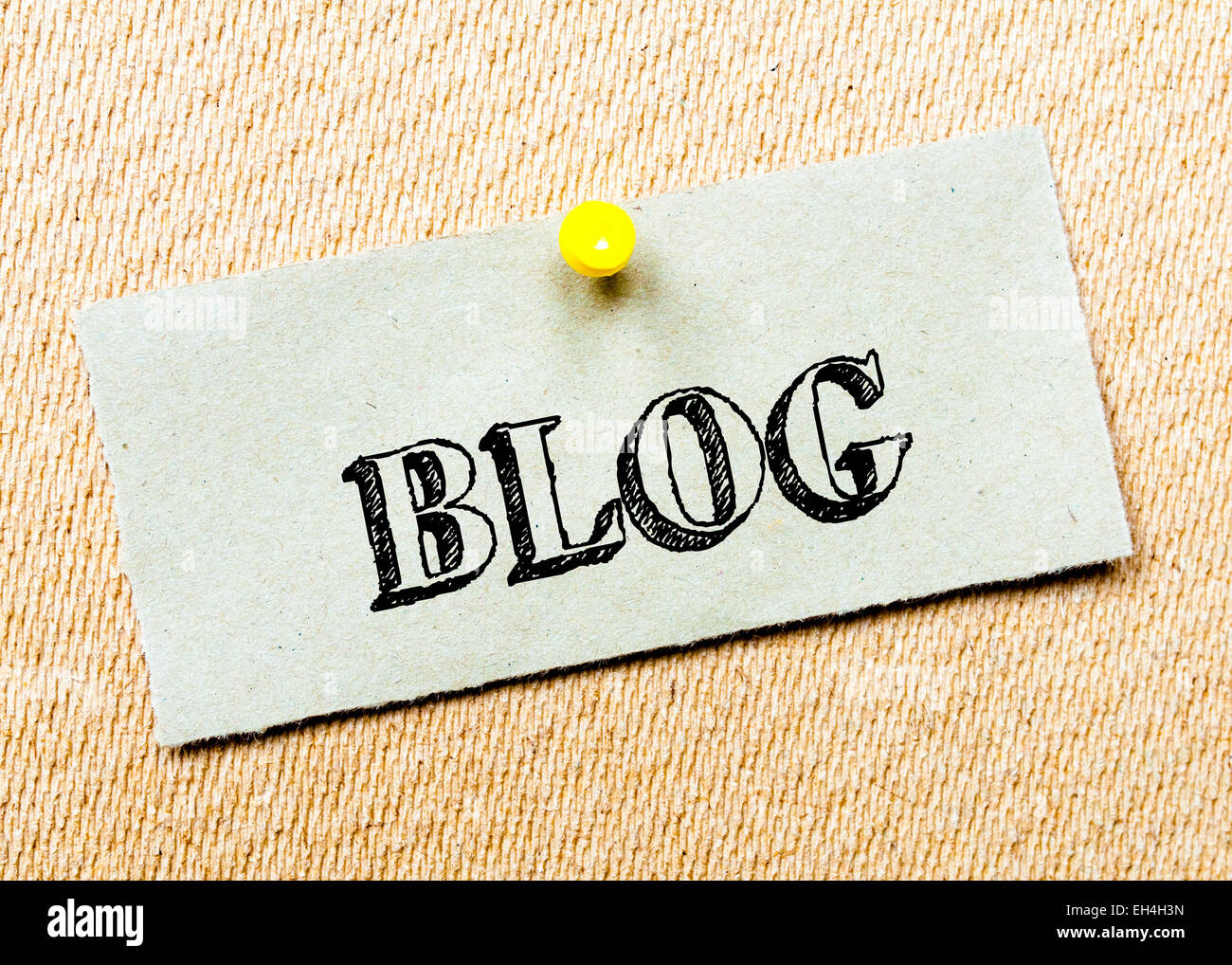 Recycled paper note pinned on cork board. Blog message. Concept Image ...