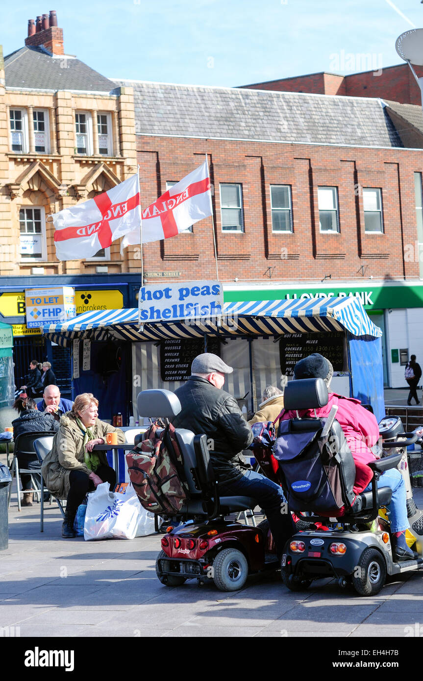 Mansfield Market Town Nottinghamshire,UK.Market Place Cafe Stock Photo ...