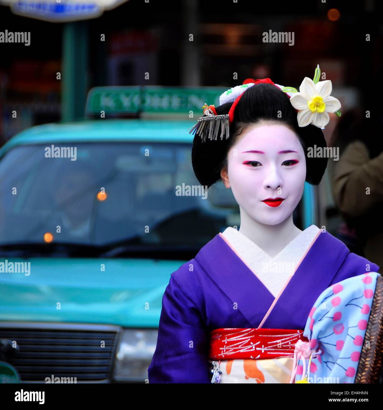 Geisha in japan hi-res stock photography and images - Alamy