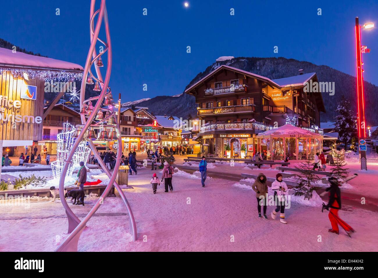 Morzine hi-res stock photography and images - Alamy
