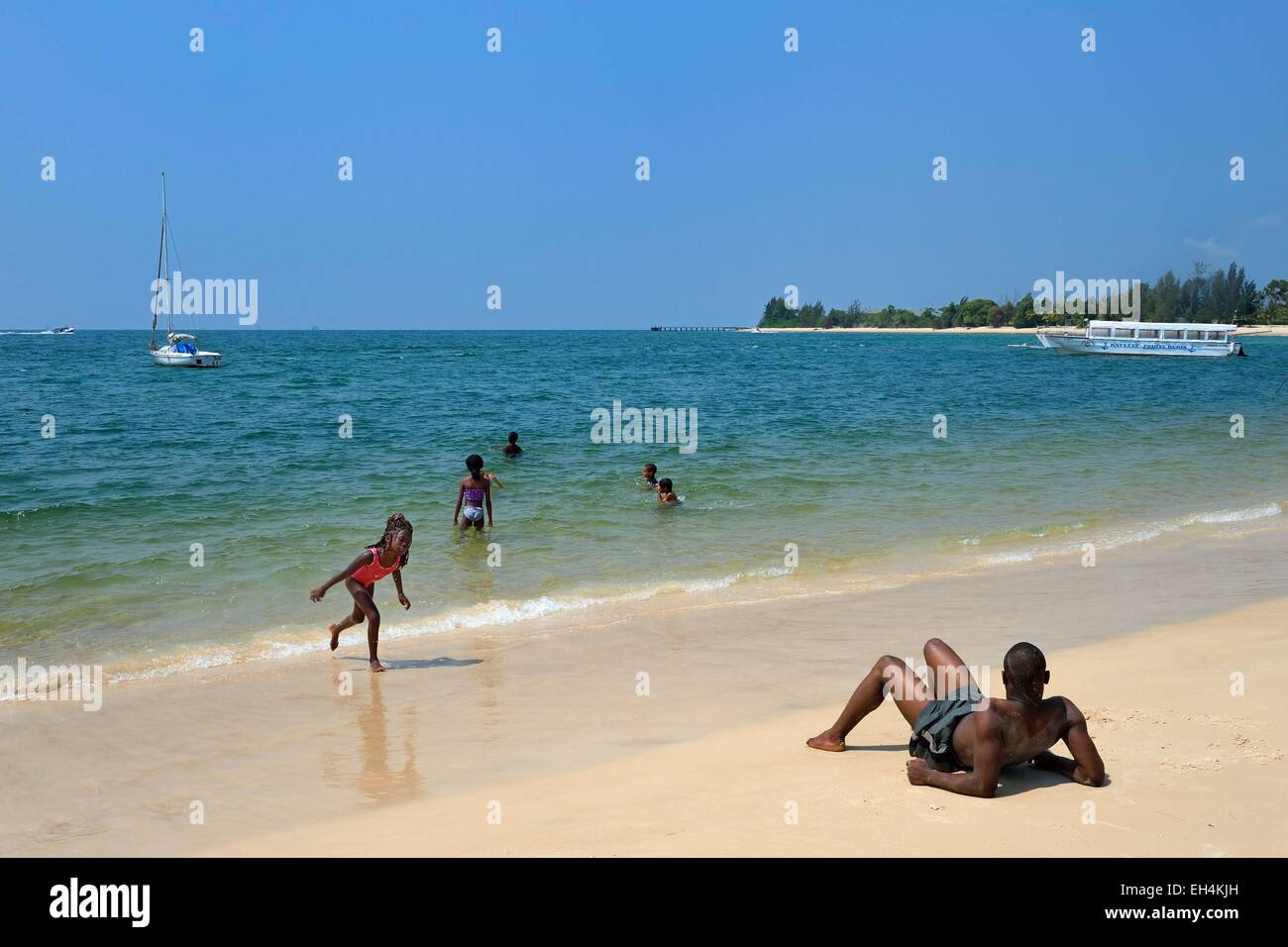 Estuaire Province Stock Photos & Estuaire Province Stock Images - Alamy