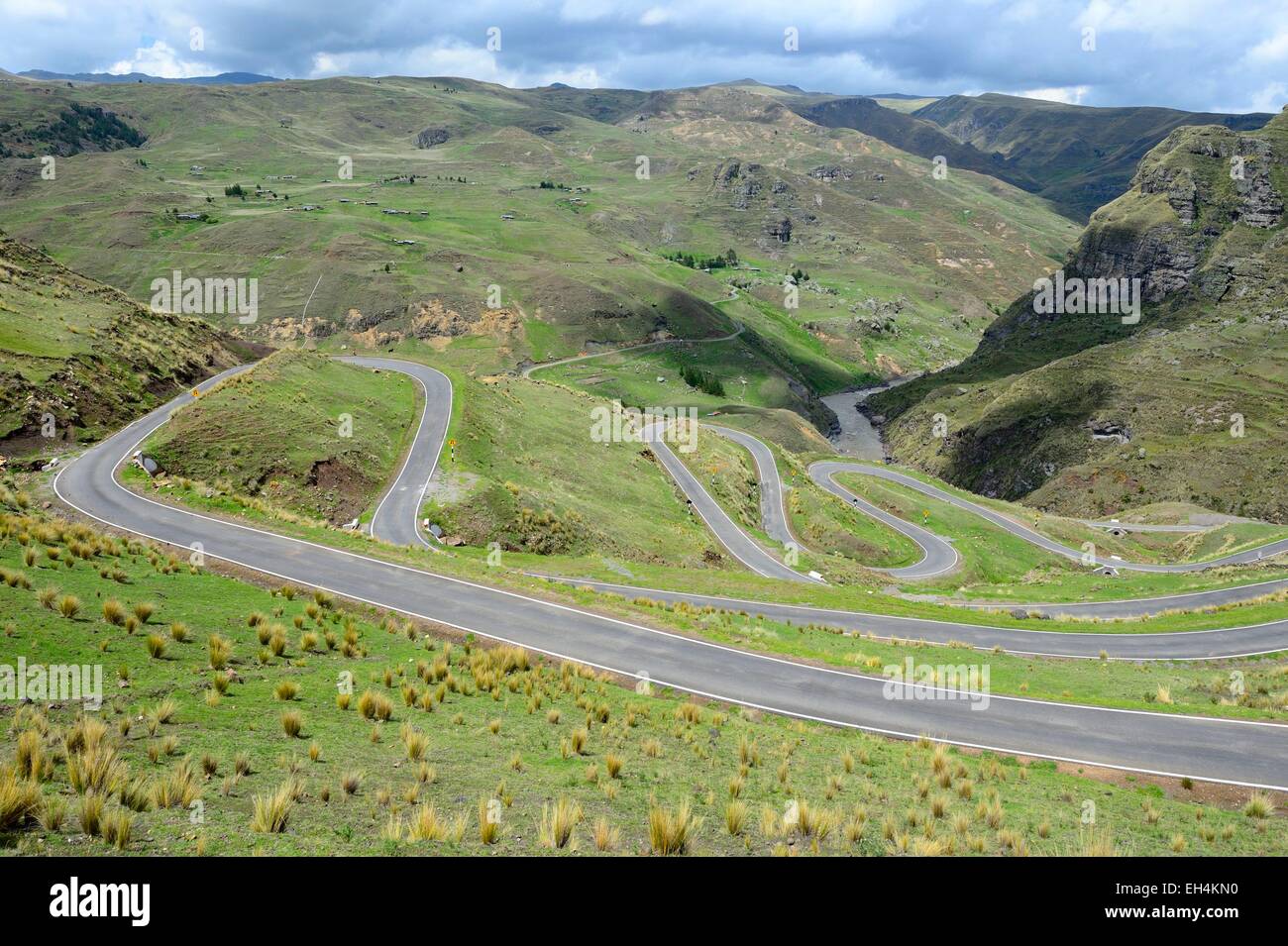 Inca bridge road hi-res stock photography and images - Alamy