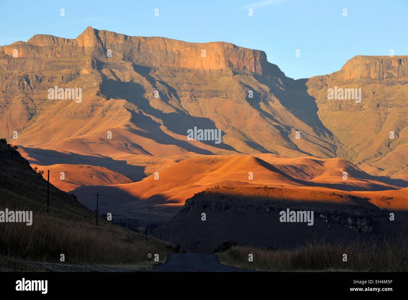 South Africa, Kwazulu Natal, Drakensberg mountains, uKhahlamba Park ...